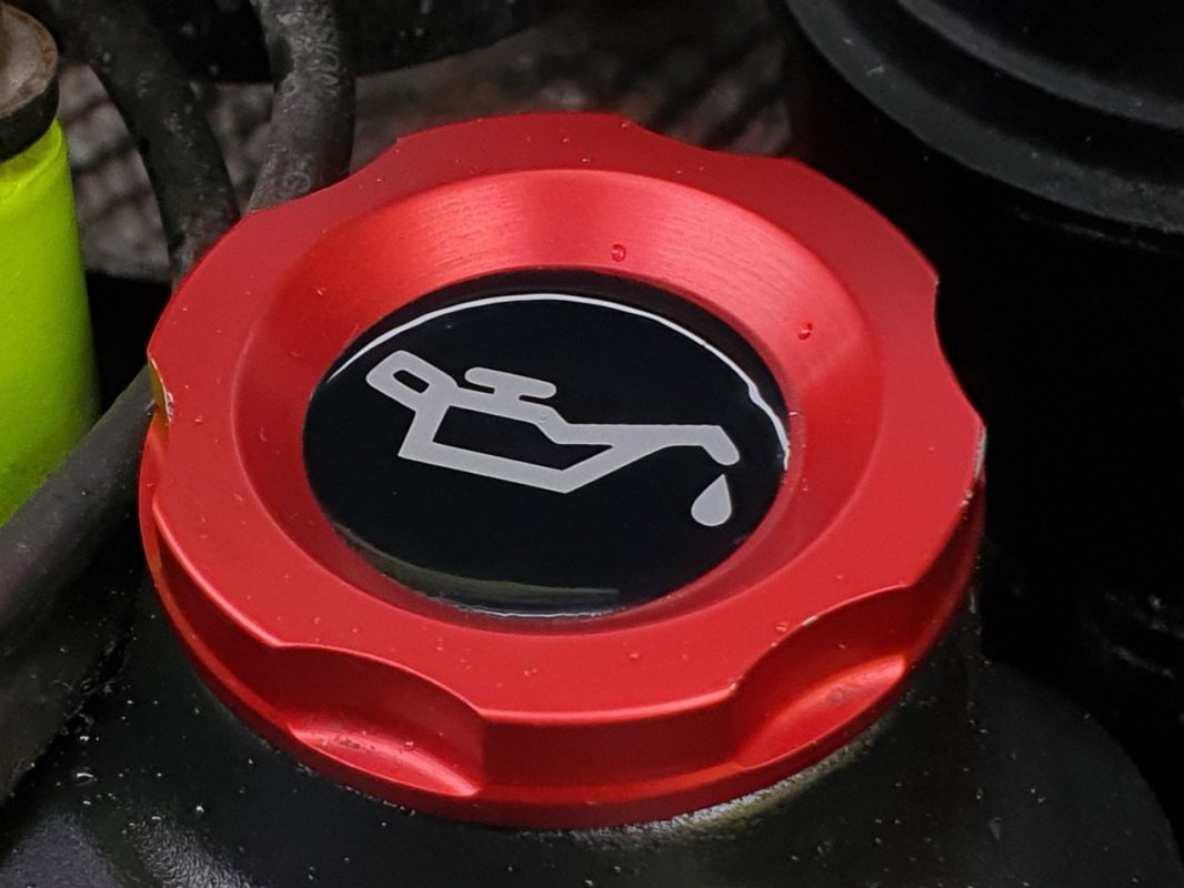 Gel badge for Alloy oil cap – whatageek designs